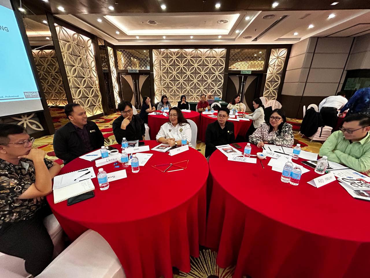 Latihan Ethics & Integrity (E&I) anjuran Unit Integriti dan Ombudsman ...