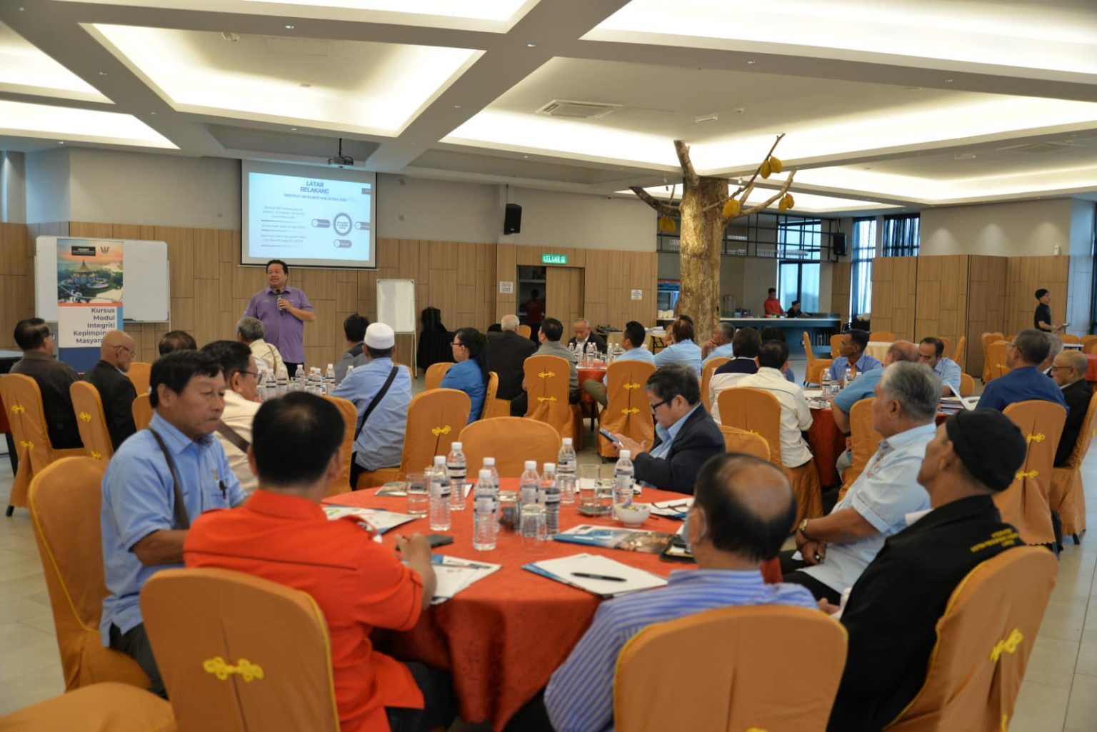 Kursus Modul Integriti Kepimpinan Masyarakat (MIKM) Tahap 1, Siri 9 ...