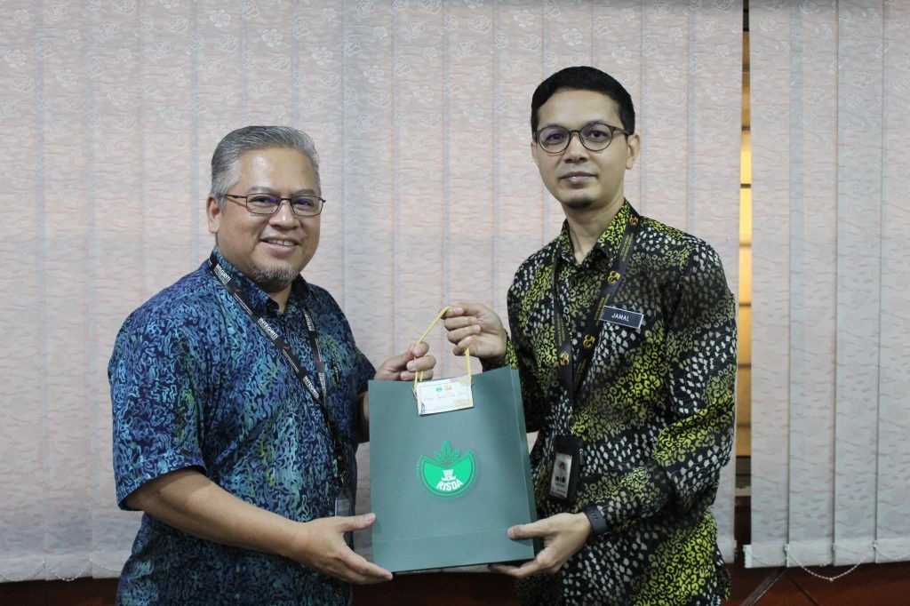 Sesi libat urus serta menyampaikan taklimat pembangunan Pelan ... Sesi libat urus serta menyampaikan taklimat pembangunan Pelan ...