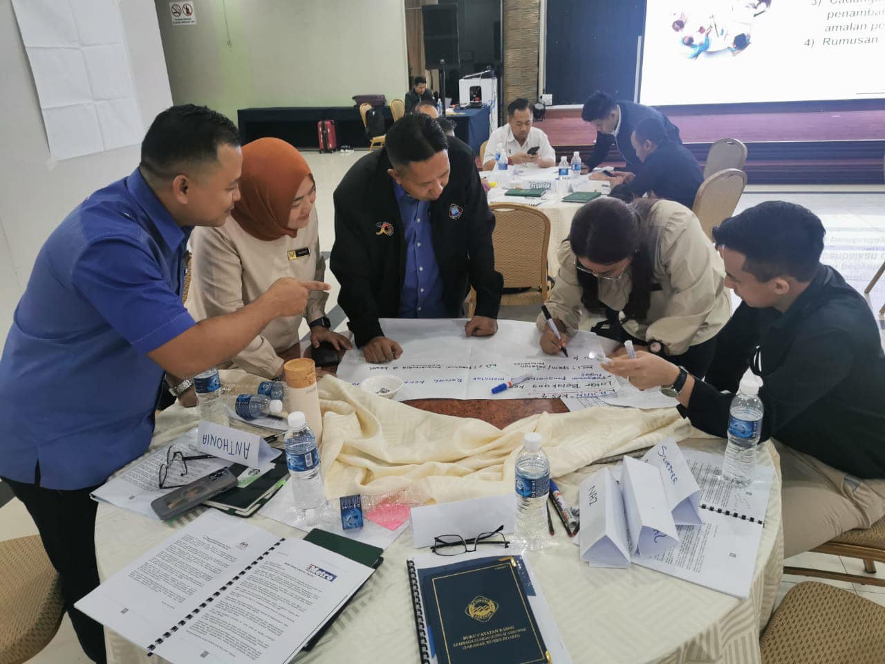 Kursus Modul Integriti Penguat kuasa Sarawak (MIPS) anjuran Unit ...