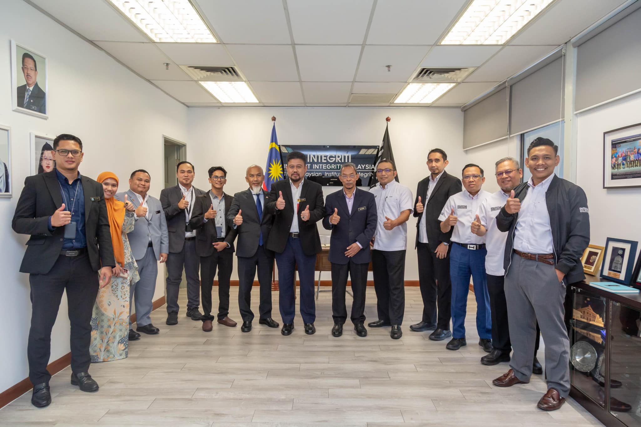 Kunjungan hormat daripada Majlis Pegawai Integriti Universiti Awam ...